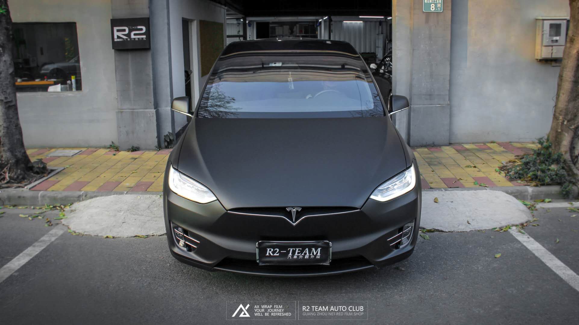 特斯拉 Model 3｜AX-PET亚面电镀金属黑