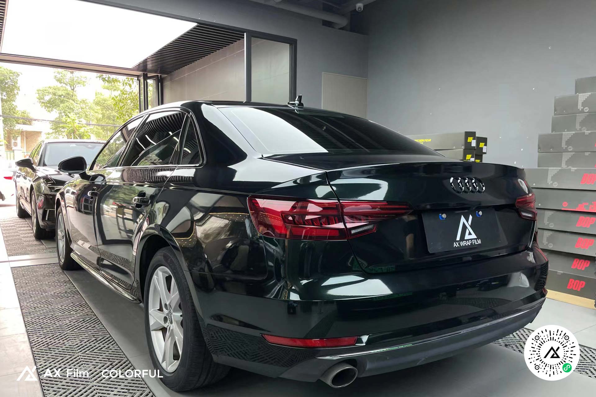 奥迪A4 - 祖母石绿