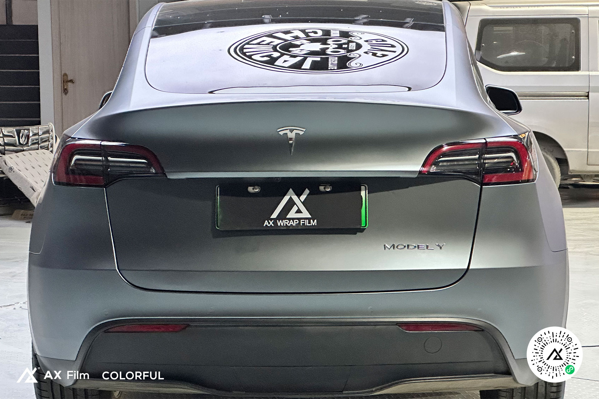 特斯拉Model Y - 超亚灰蓝