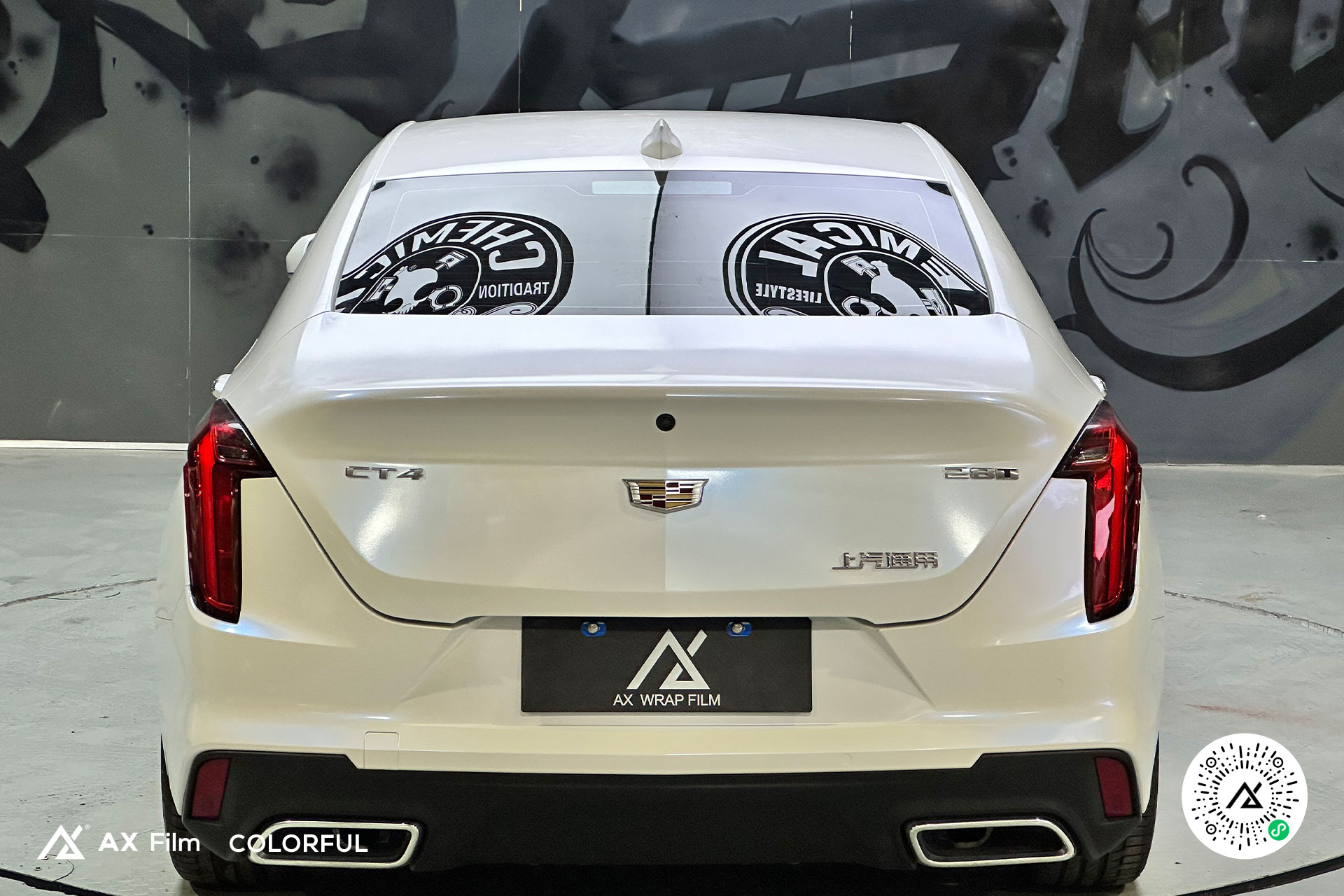 凯迪拉克CT4 - 珍珠白蓝