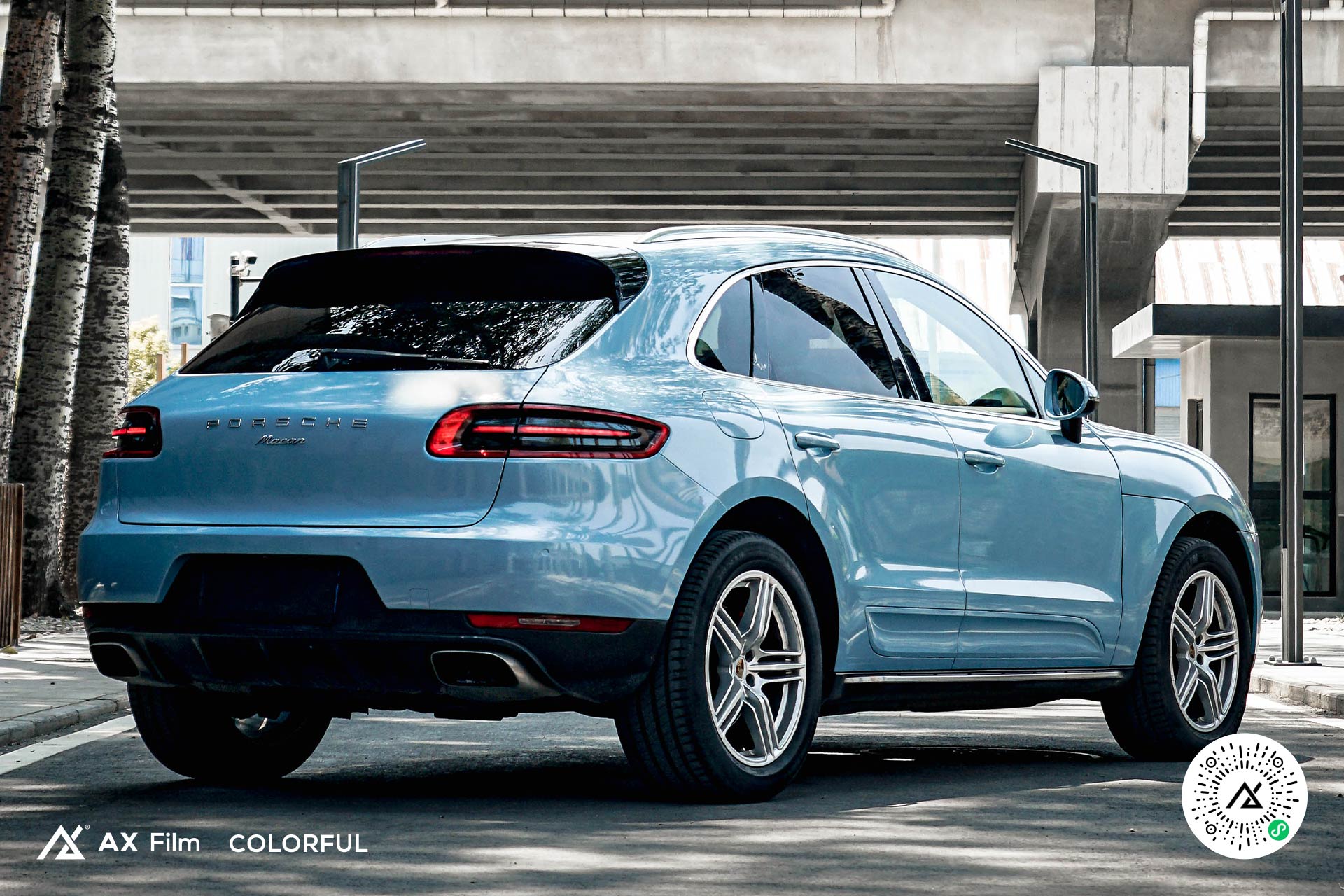 保时捷Macan - 冰晶蓝