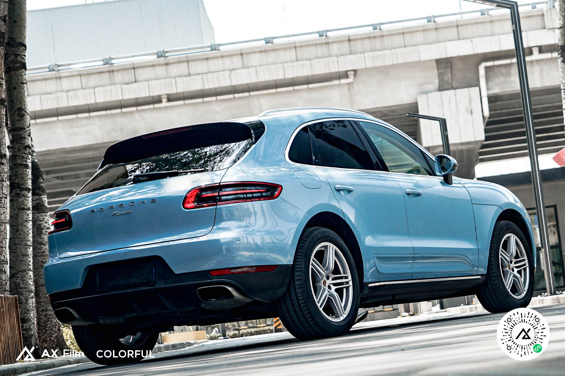 保时捷Macan - 冰晶蓝