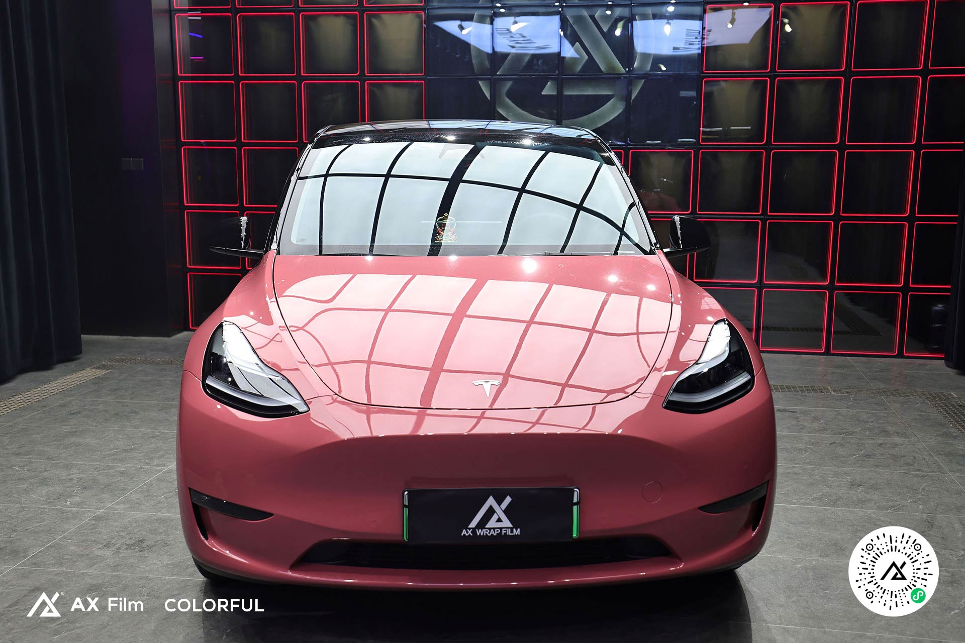 特斯拉Model Y - 乌梅子酱