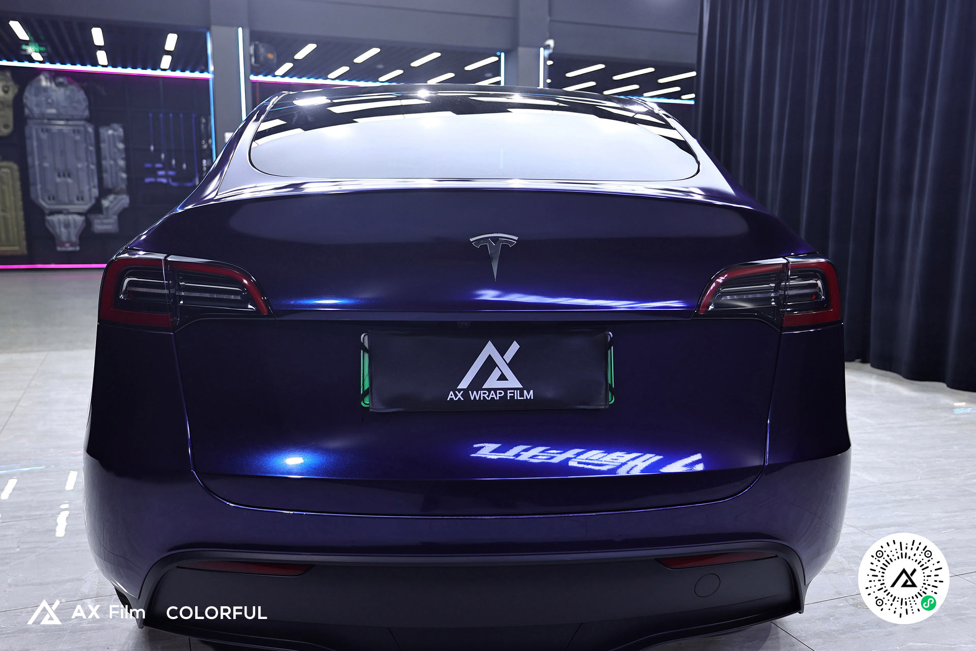 特斯拉Model Y - 丹泉石蓝